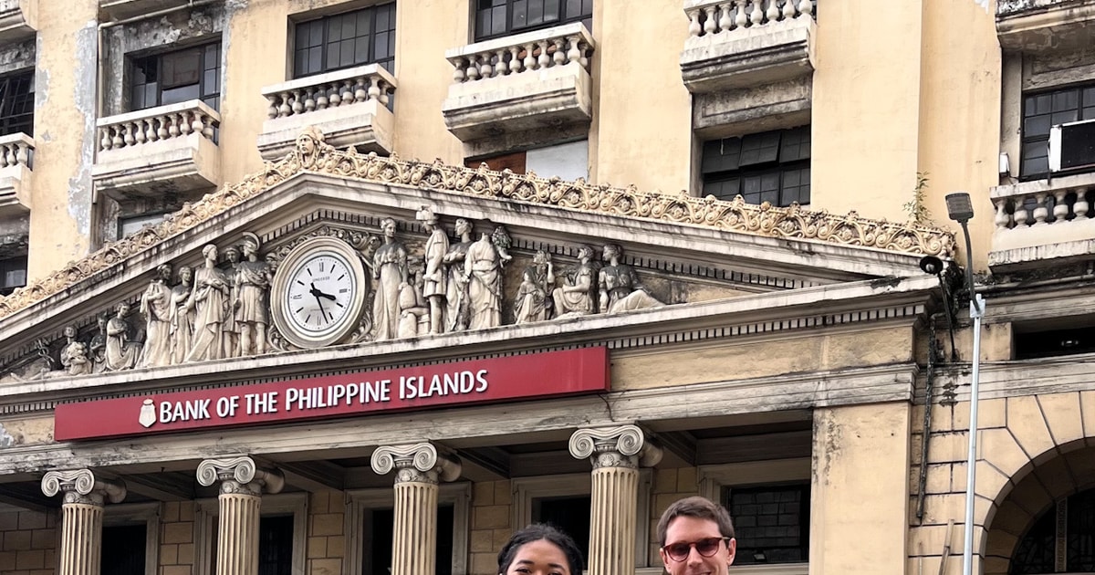 Back Street in Manila | GetYourGuide