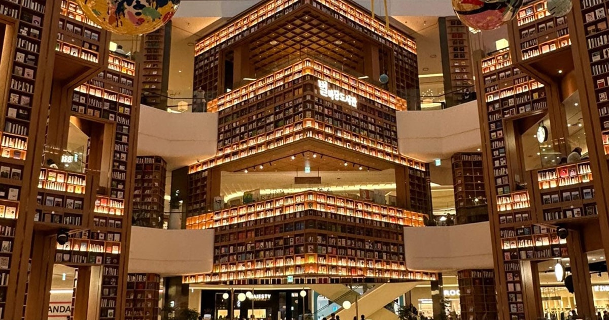 Hwaseong Fortress+Korean Folk Village+Starfield library | GetYourGuide