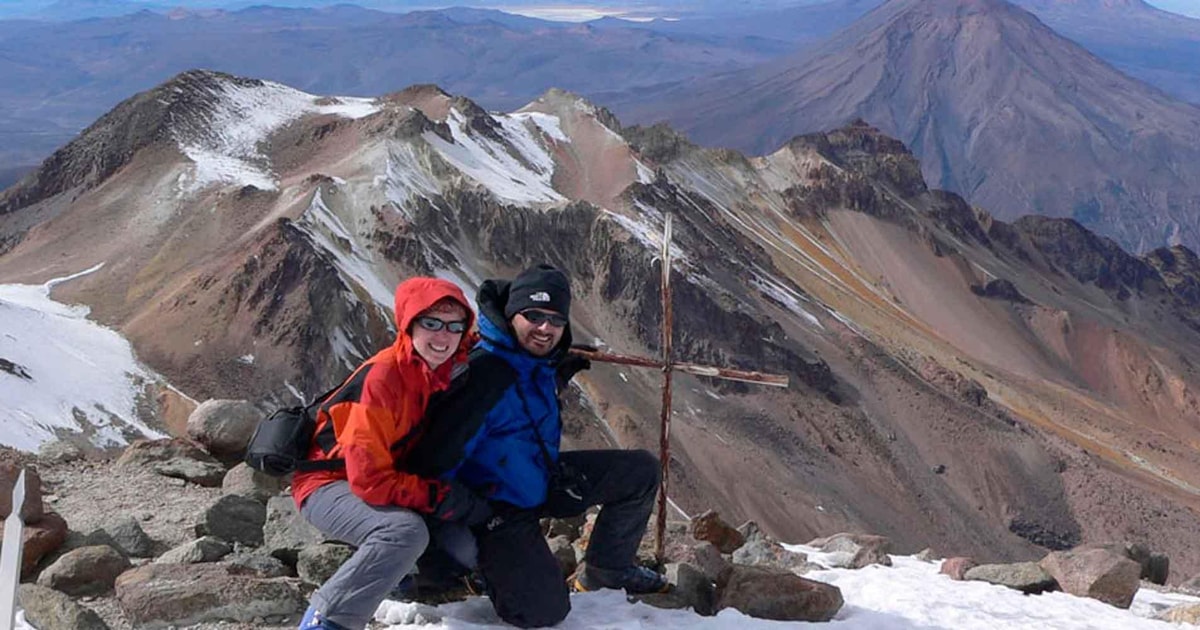 Arequipa | Ascensión al Volcán Chachani 2 días / 1 noche | GetYourGuide