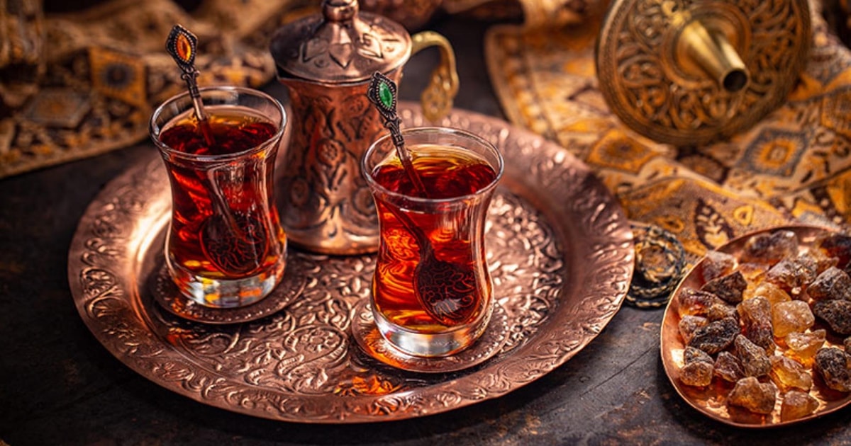 L'Aquila: Persian Carpet Tour with Tea and Q&A | GetYourGuide
