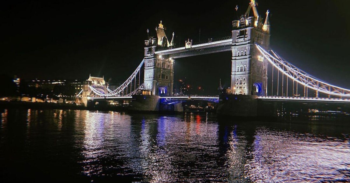 London Bridges Night Time Light Private Tour | GetYourGuide