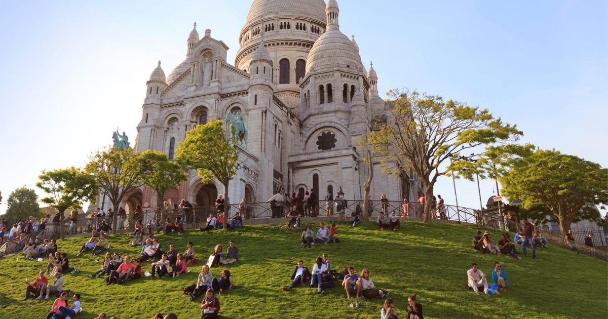 Montmartre: El Corazón Bohemio de París | GetYourGuide