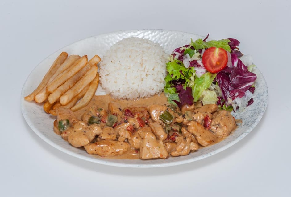 İstanbul: Turkish Night On the Bosphorus with Private Table | GetYourGuide