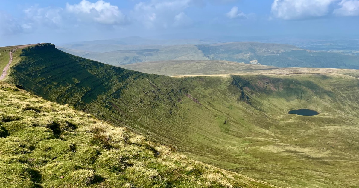 Cardiff: Waterfalls, Mountains & Castles Day Tour | GetYourGuide