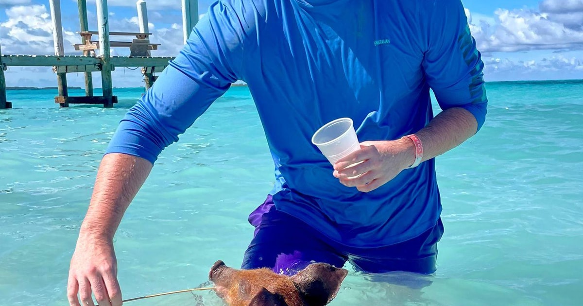 Excursión en quad por Nassau y cerdos nadadores | GetYourGuide