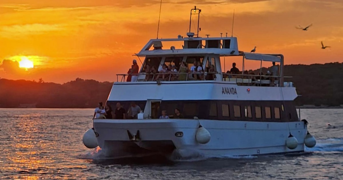 Pula: Passeio com golfinhos ao pôr do sol NP Brijuni com jantar e ...