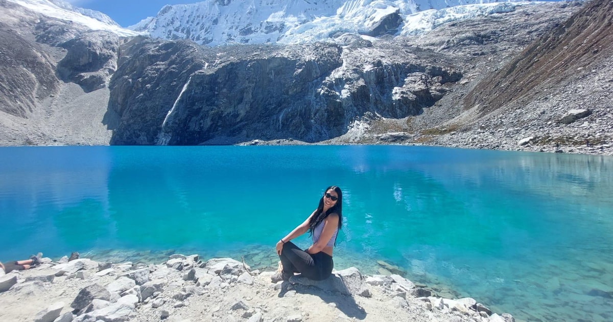Da Huaraz: tour giornaliero del Lago 69 Trek - catena montuosa bianca ...