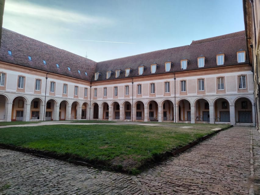 Cluny Abbey : Private Guided Tour with "ticket included" | GetYourGuide