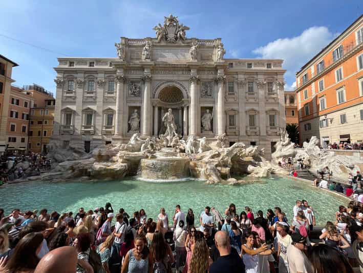 Rome Photo Tour: Famous City Landmarks | GetYourGuide