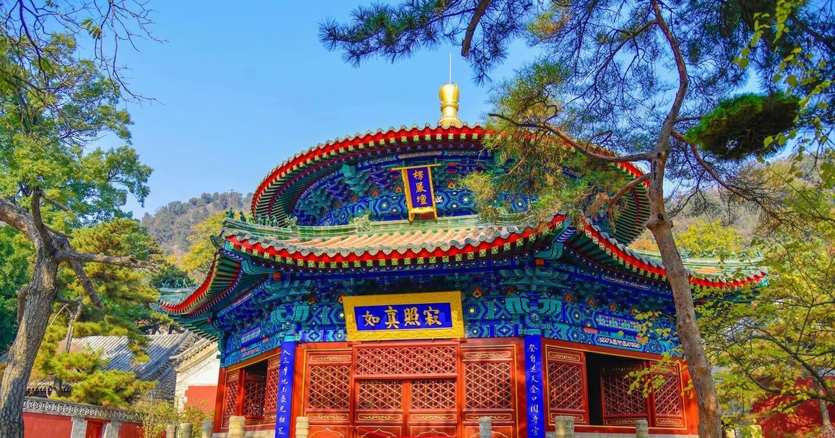 Pekin'deki En Büyük ve En Eski Tapınak & Mağara Turu | GetYourGuide