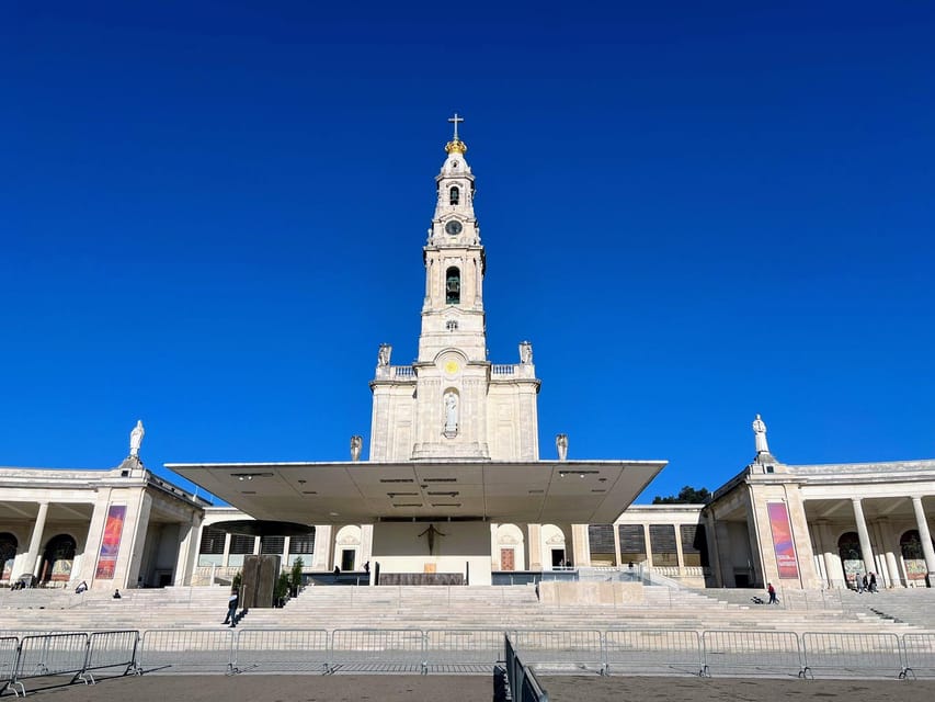 Fátima Private Tour: Shrine, Sacred Path and Scenic Train | GetYourGuide