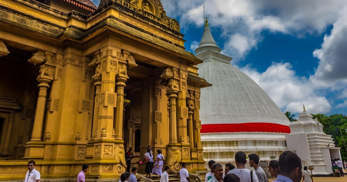 Private Driver: Kelaniya Temple & River View Scenic Ride | GetYourGuide