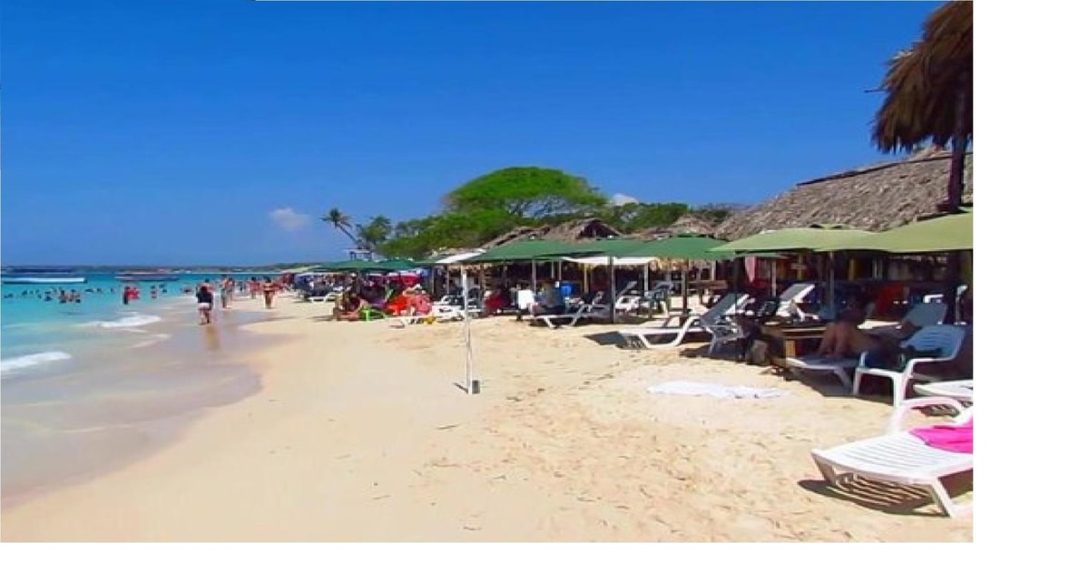 Barú,Playa tranquila, Por tierra ,desde cartagena | GetYourGuide