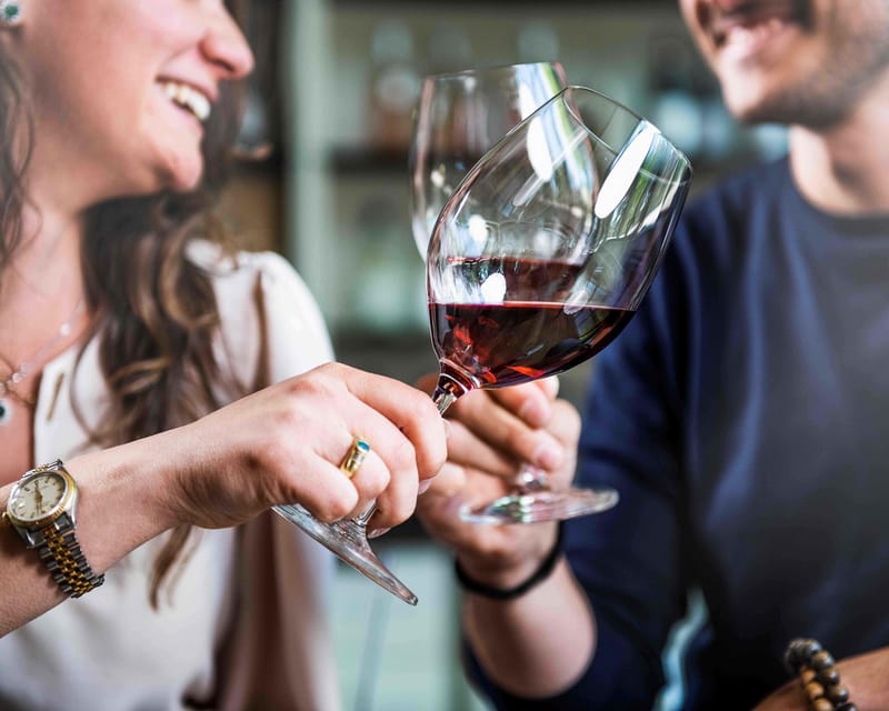 De Dosman: Wijnproeven in La Morra | GetYourGuide