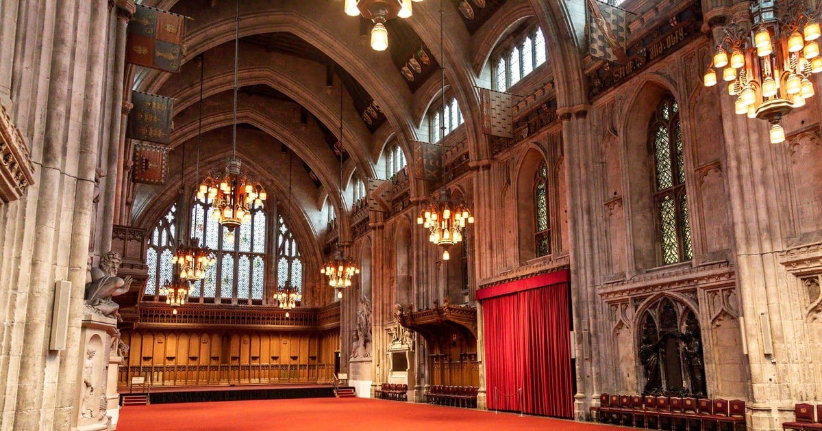 Uncover London's Saga: In-App Audio Tour | GetYourGuide