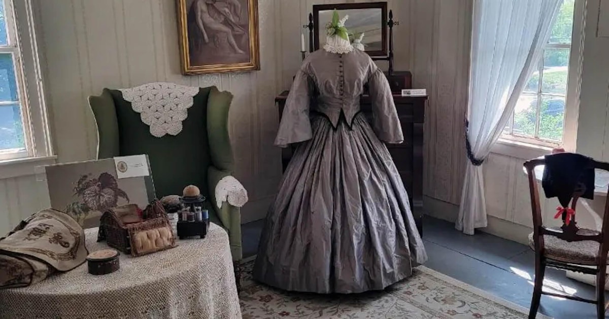 From Boston: Louisa May Alcott's Orchard House Tour | GetYourGuide
