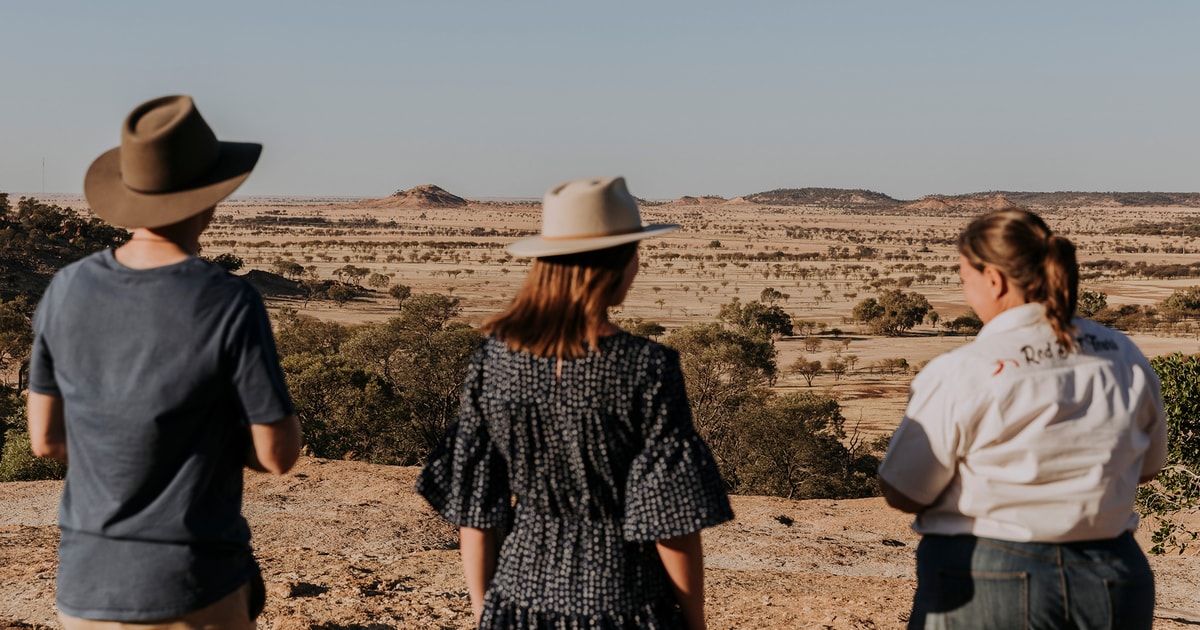 Winton: Rangelands Rifts & Sunset Tour | GetYourGuide