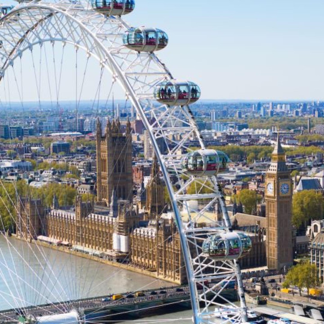 London: Top 30 Sights Walking Tour and London Eye Ride | GetYourGuide