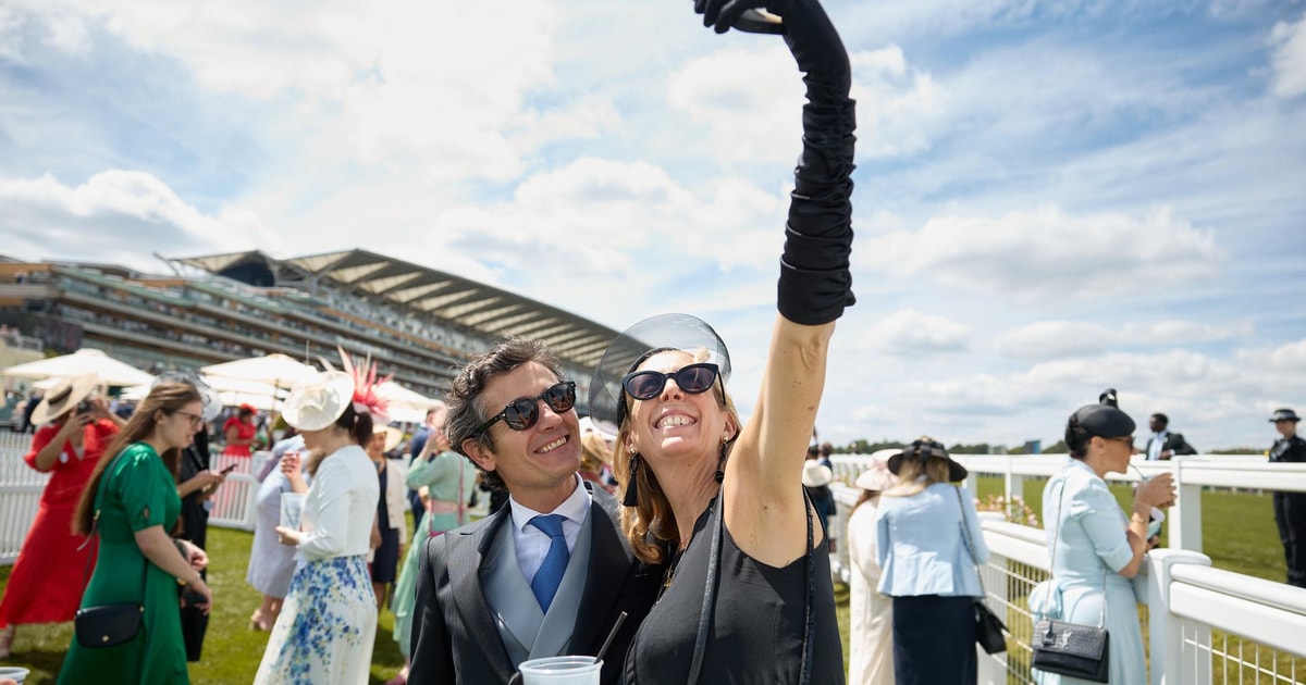 Der Terrassenclub in Royal Ascot 2025 | GetYourGuide