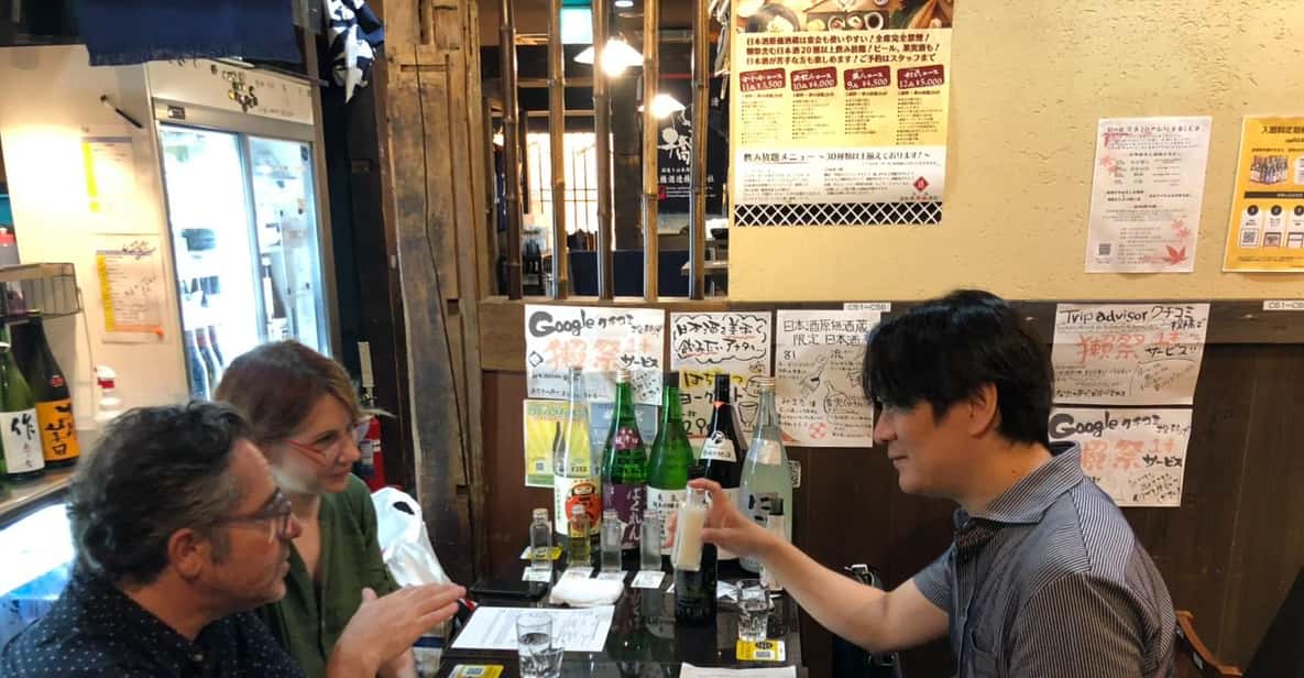 Tokio: Shinjuku Sake Verkostungserlebnis | GetYourGuide