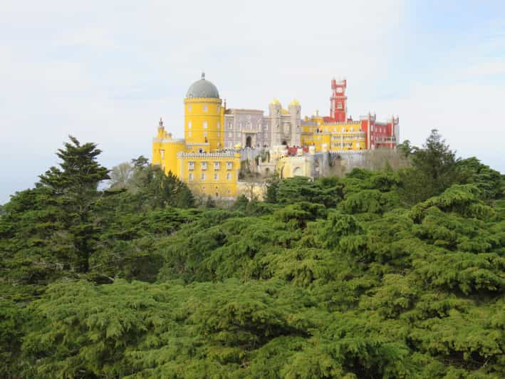 From Lisbon: Full-Day Guided Tour to Sintra | GetYourGuide