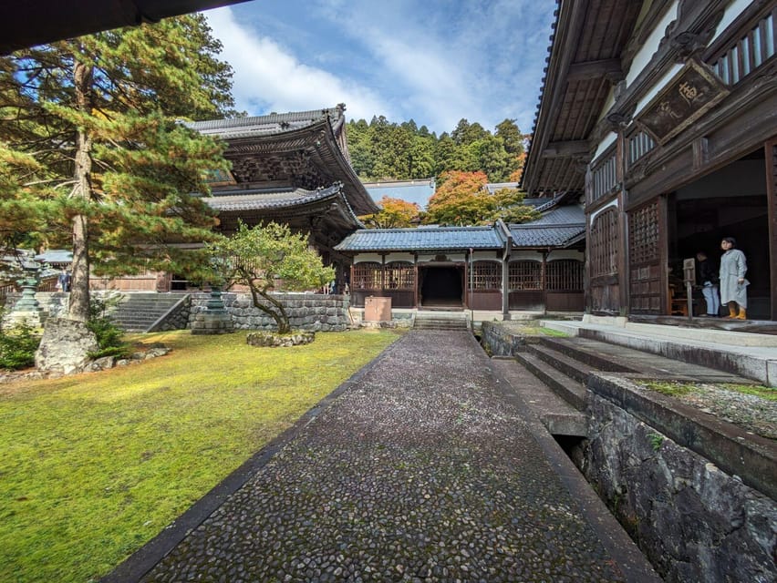 From Kanazawa: Eiheiji Buddhist Temple & Fukui Castle Town | GetYourGuide