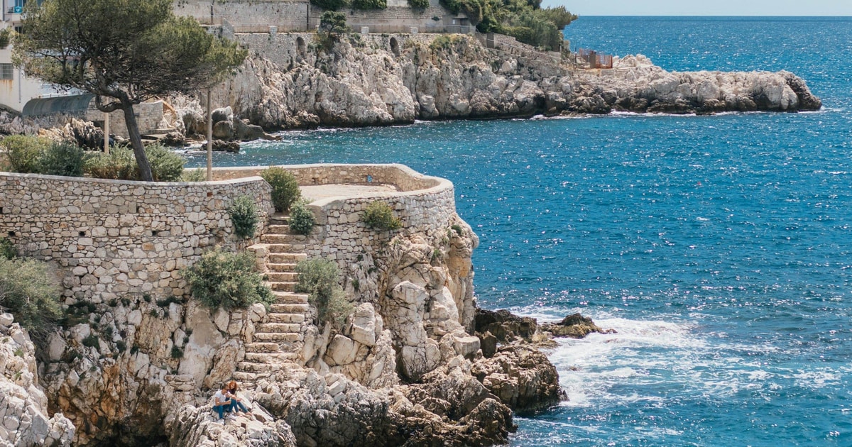 Solrig vandretur fra Nice til Villefranche og afslapning på stranden ...