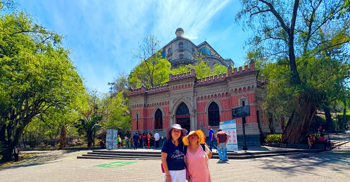 Mexico City: Chapultepec Castle and Forest Guided Tour | GetYourGuide
