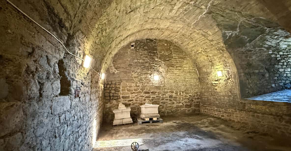 Southampton: Guided Walking Tour with Medieval Vaults | GetYourGuide