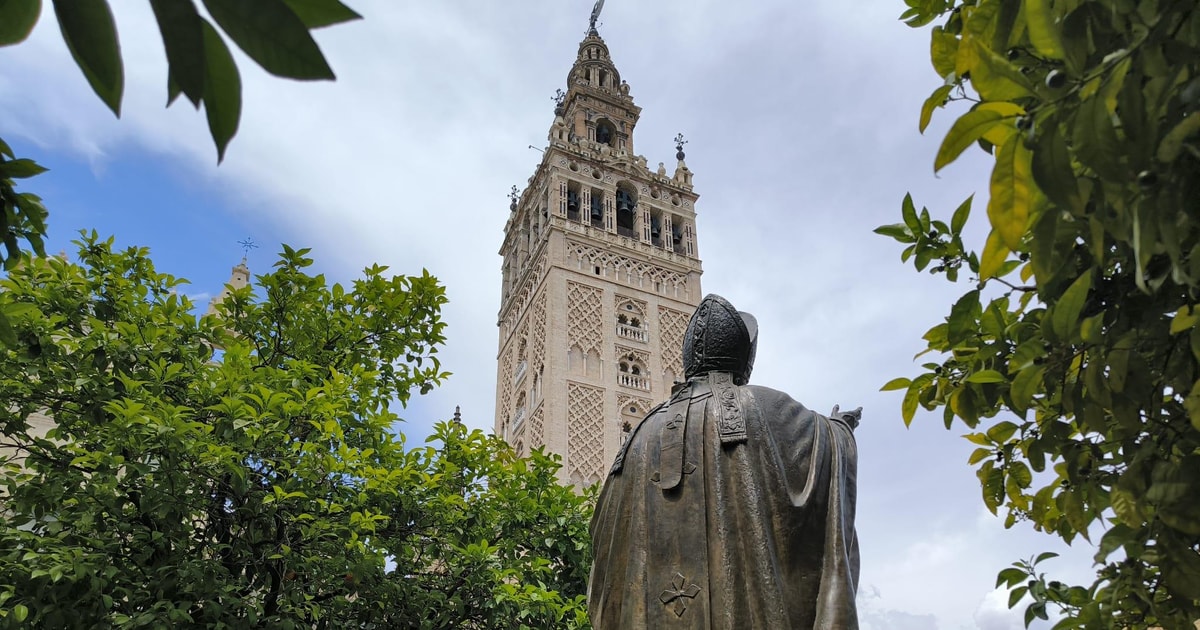 Seville: Cathedral and Giralda Skip-the-line Guided Tour | GetYourGuide