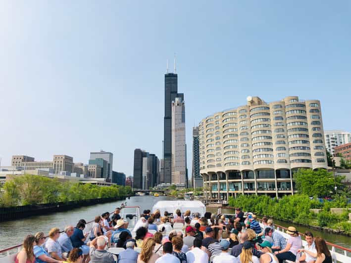 Río Chicago: tour en barco de 90 minutos por la arquitectura | GetYourGuide