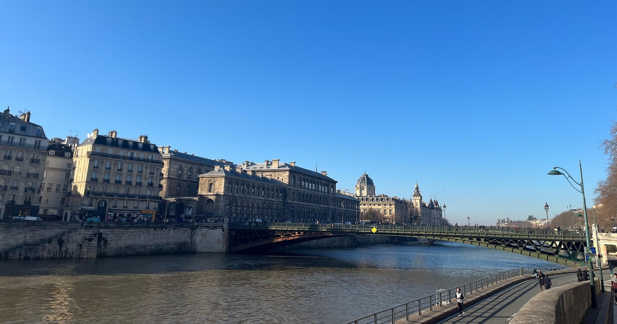 Running Tours in Paris for intermediate to advanced runners | GetYourGuide