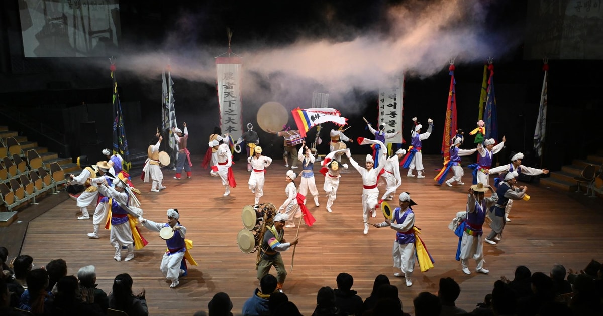 Seoul: Anseong UNESCO Performance/Kimchi Making One Day Tour | GetYourGuide