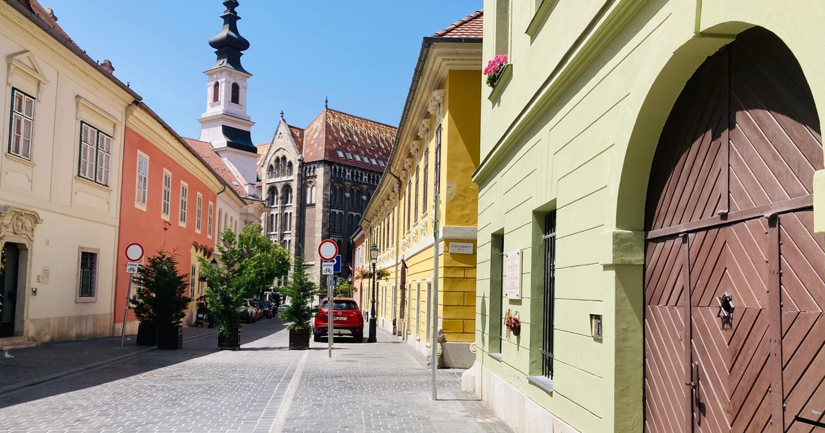 Historierne om Buda-slottet - byvandring | GetYourGuide