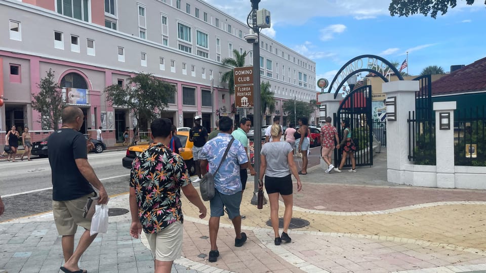 Miami City tour with starts island boat tour | GetYourGuide