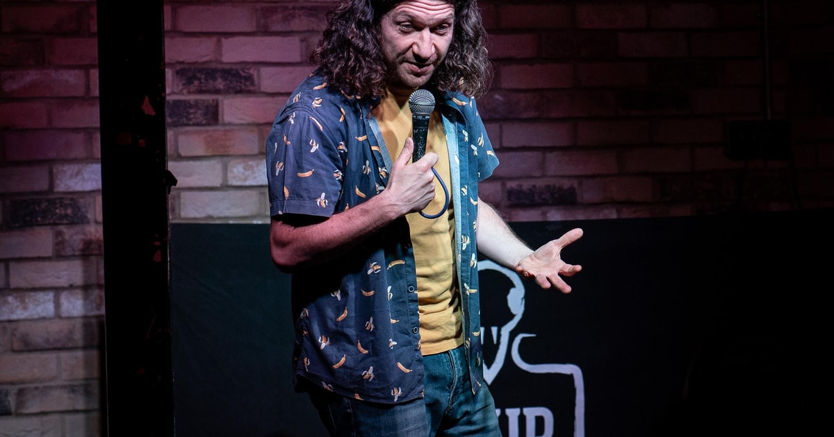 Süd-London: Laugh Train Home Comedy Experience | GetYourGuide