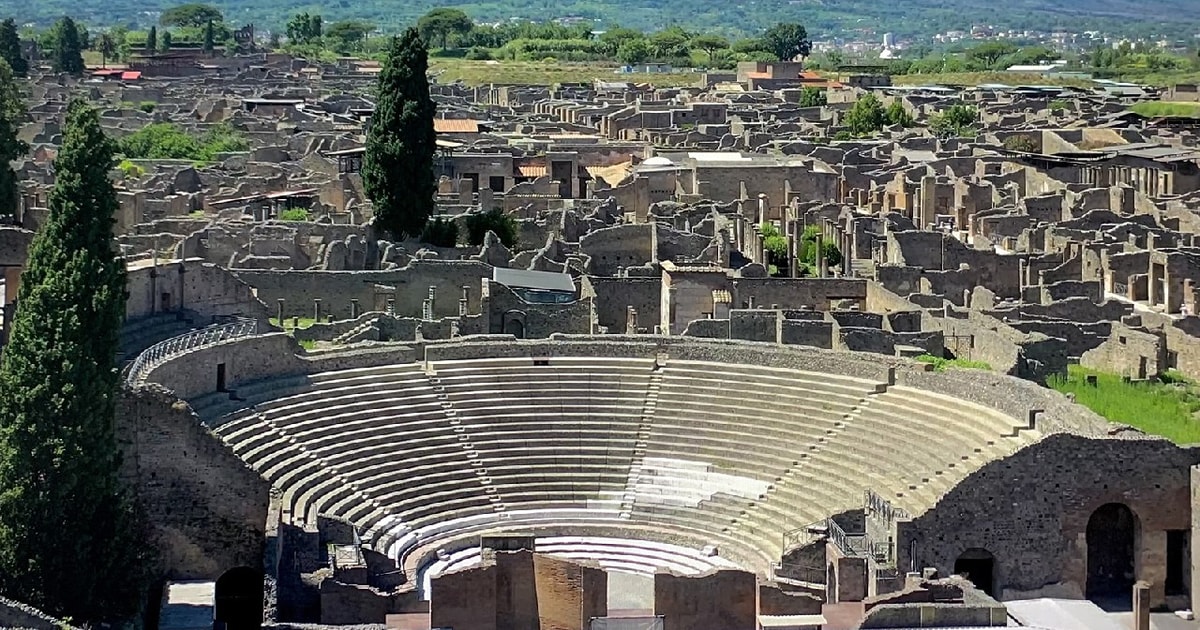 Group Tour Vesuvian Treasures: Pompeii, Herculaneum, Wine | GetYourGuide