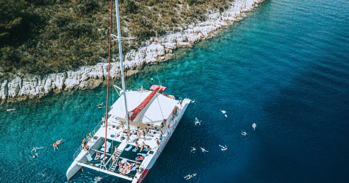 Split: paseo en barco por la laguna azul y Trogir con almuerzo y ...
