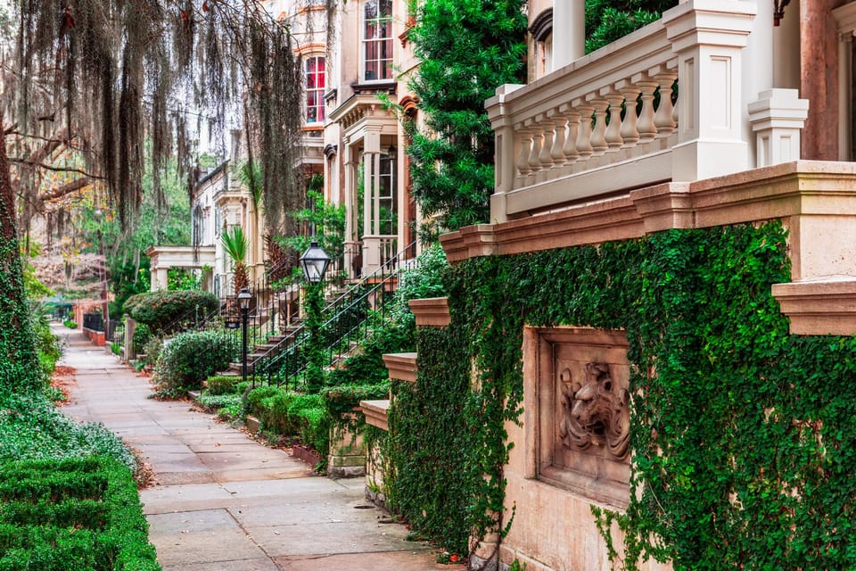 Savannah: Southern Traditions Dinner Tour | GetYourGuide