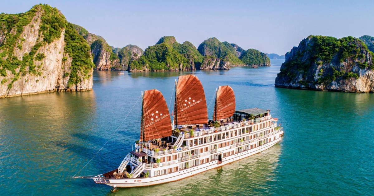 Da Hanoi: 2D1N Baia di Ha Long in Crociera Boutique Arcady | GetYourGuide