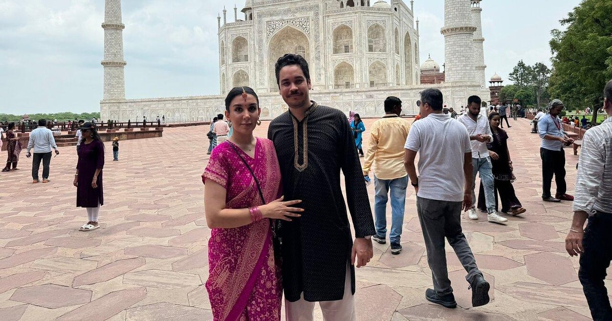 From Delhi: Taj Mahal Day Tour by Fast Train with Transfers | GetYourGuide