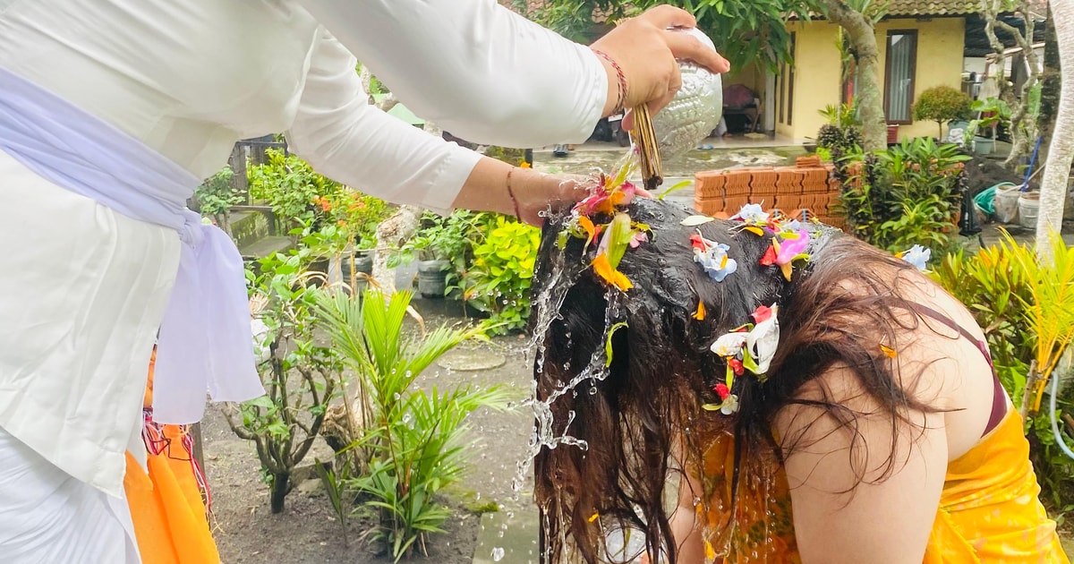 Ubud: Traditional Healing with White Lotus Blessing | GetYourGuide