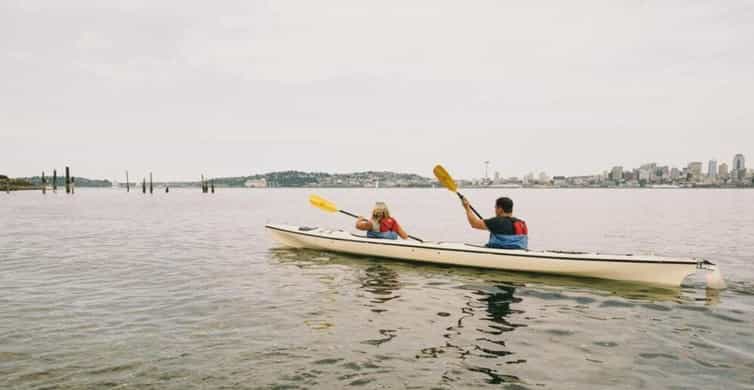Seattle: Alki Lighthouse Sea Kayak Tour | GetYourGuide