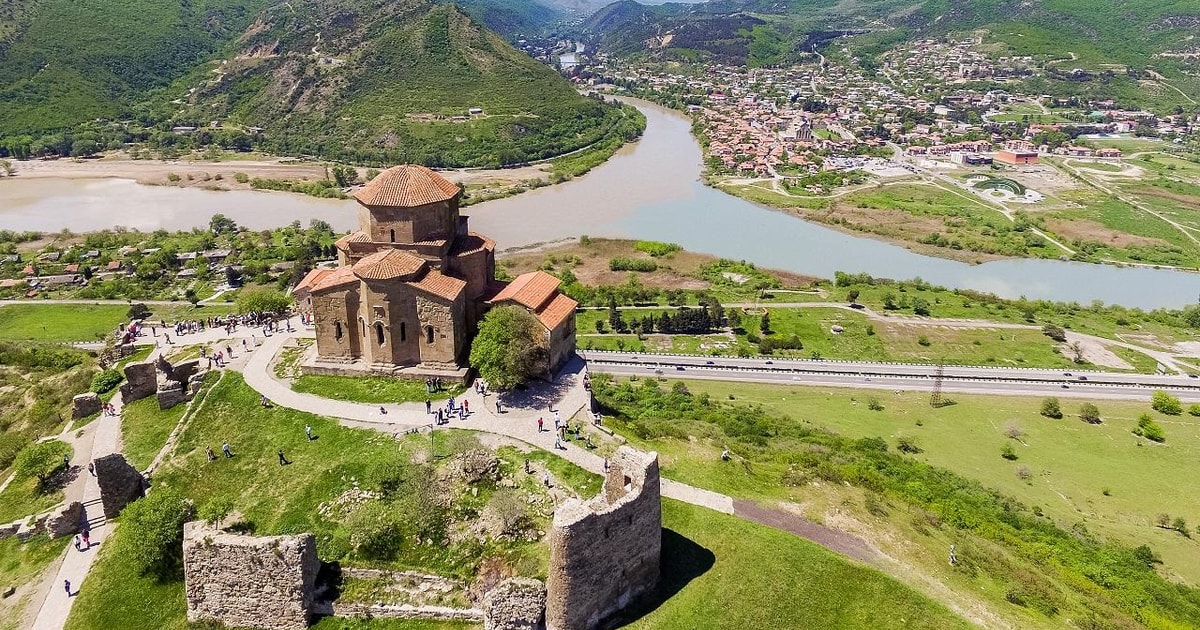 Tbilisi: Mtskheta, Jvari, Uplistsikhe Cavetown (Optional) | GetYourGuide