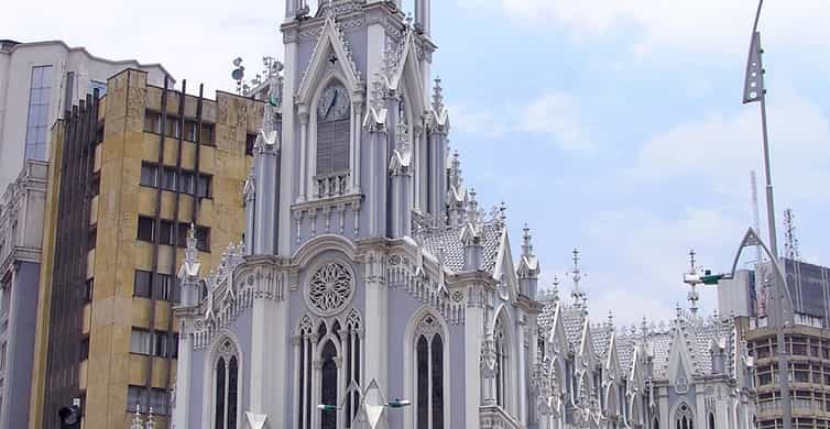 Visita cultural y patrimonial a Cali | GetYourGuide