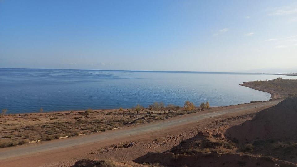 Desde Bishkek : El lago Issyk Kul y la histórica Torre Burana ...