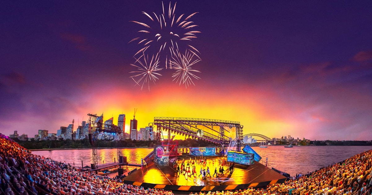 Sydney: West Side Story na bilecie Sydney Harbour | GetYourGuide