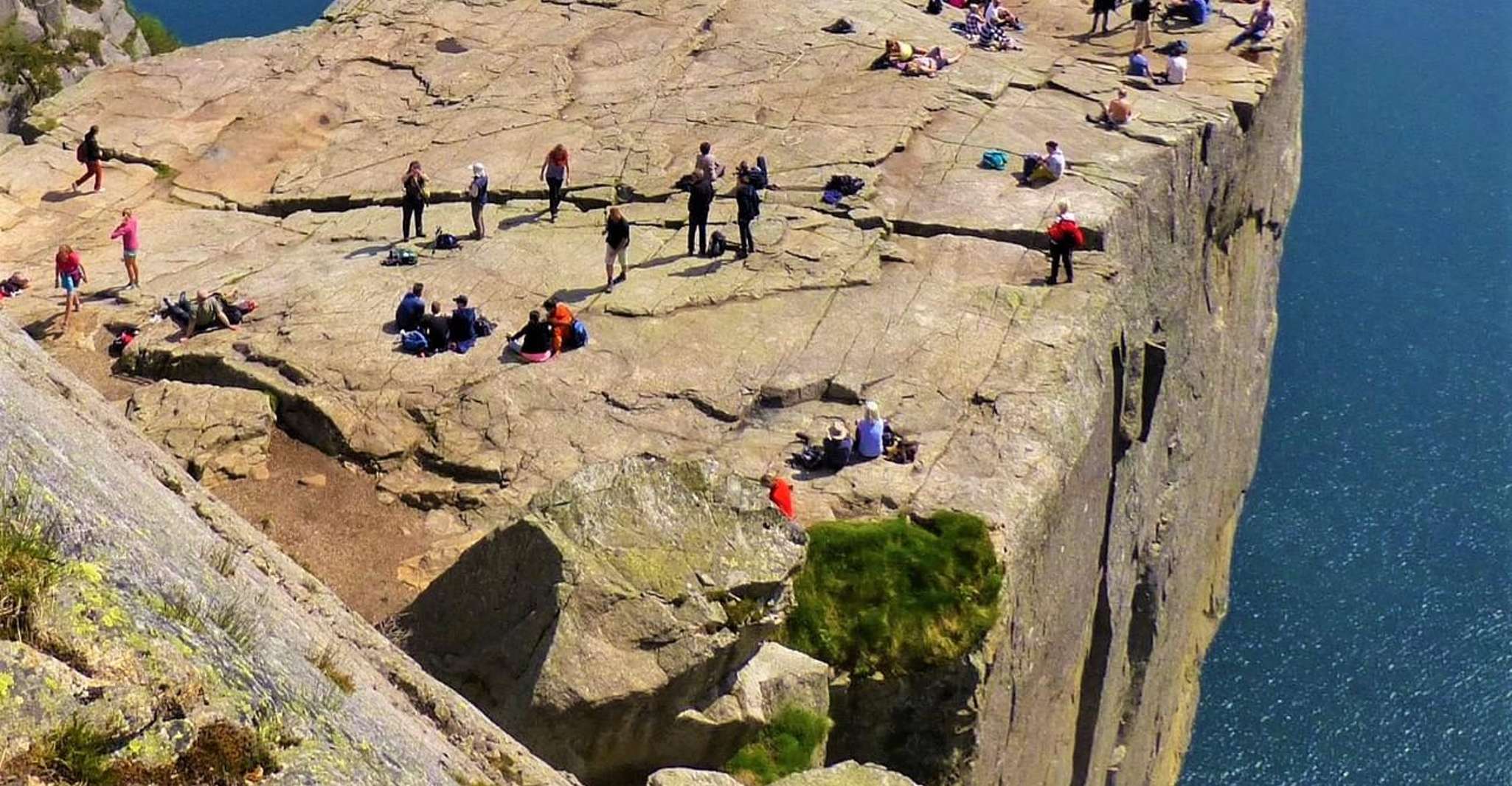 Stavanger, Preikestolen Hike with Hotel/Ship Transfer - SuiteTrails