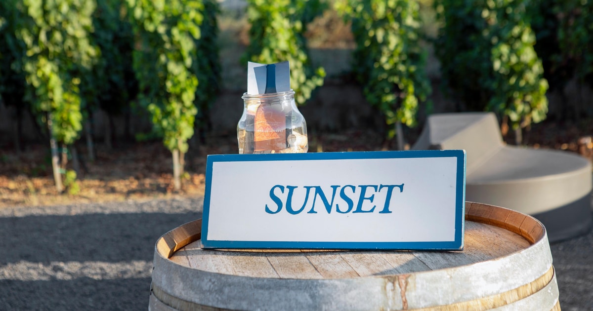 LIPARI: DEGUSTAÇÃO DE VINHOS AO PÔR DO SOL | GetYourGuide