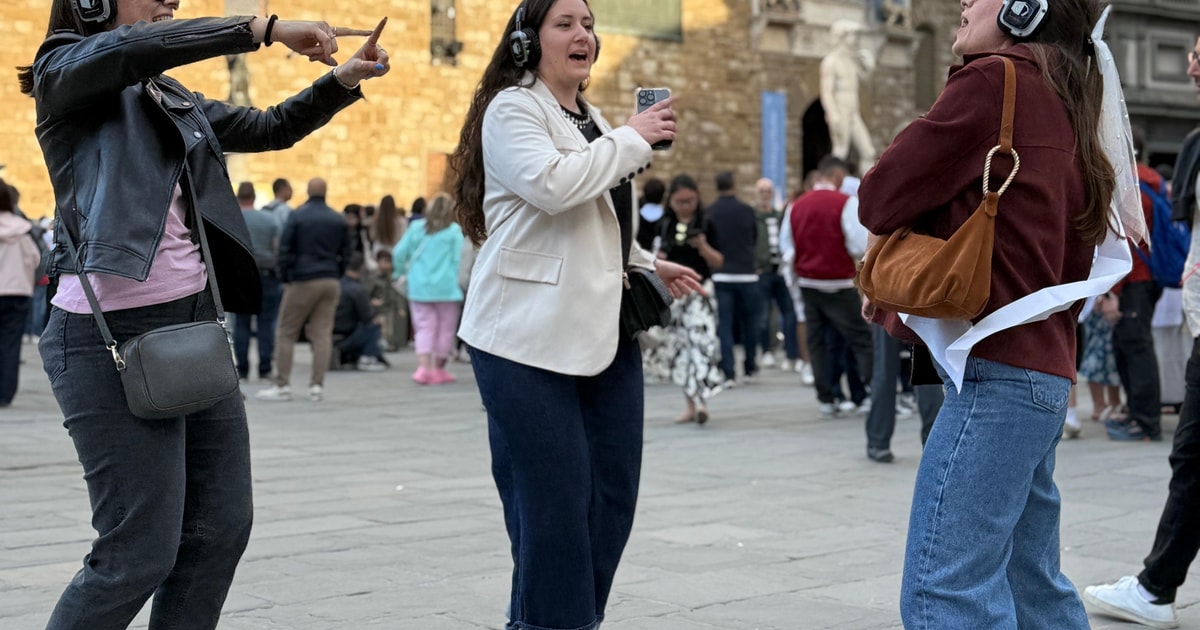 Florenz-Sonnenuntergangstour: Silent Disco & Aperol Spritz | GetYourGuide